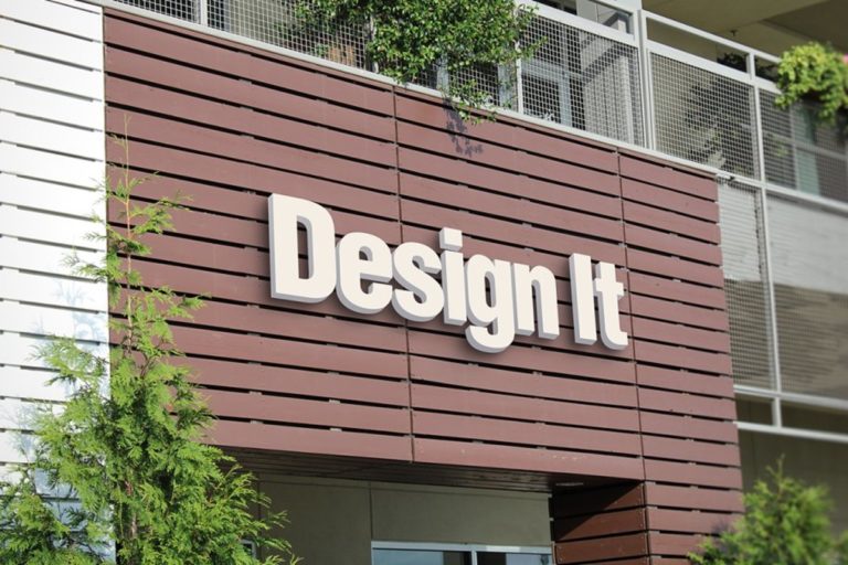 23 Best PSD Storefront Mockups 2021 - Colorlib